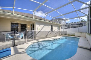 Vila, 4 quartos | Piscina
