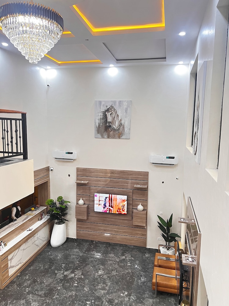 De Rigg Place Victoria Island - Lagos