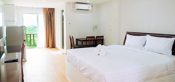 P.t. Grand Hotel - Kanchanaburi