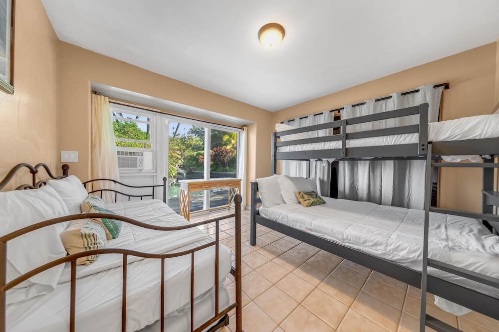 Kona Spectacular Ocean Front 5BR, 4BA Pool,Spa,AC - Holualoa | Vrbo