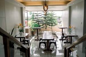 Pequeno-almoço continental diário (200 PHP por pessoa) 