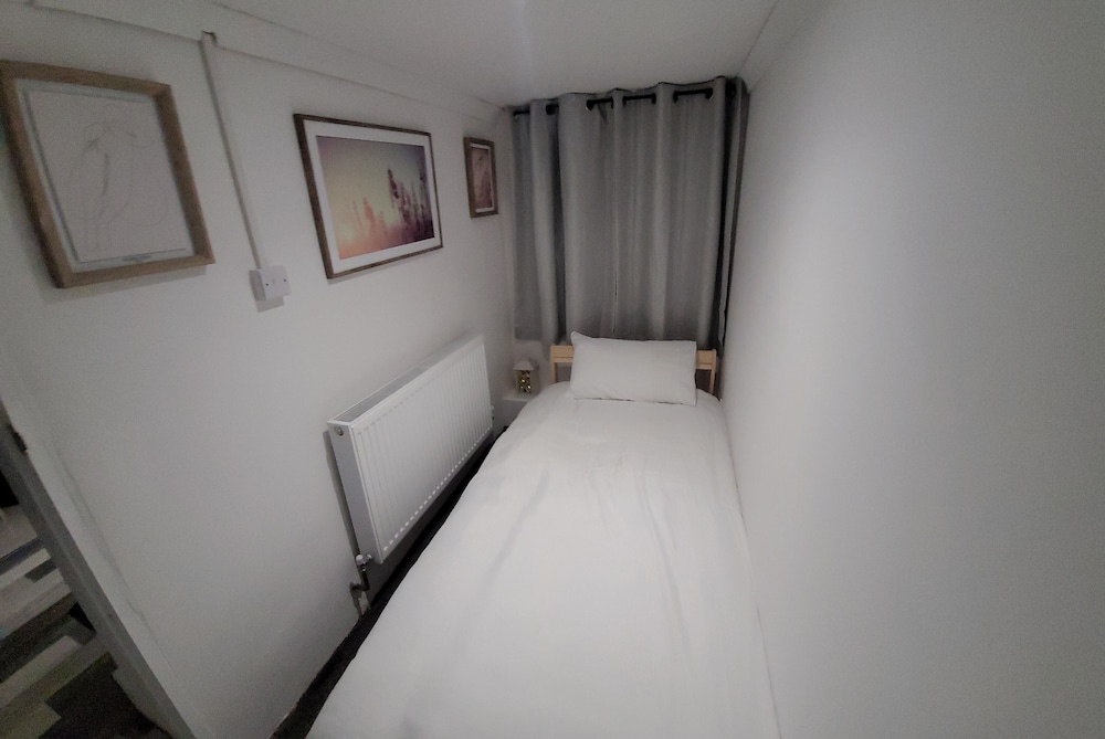 Hidden Treasure- 2 Beds Sleeps 3 Gillingham - Gillingham