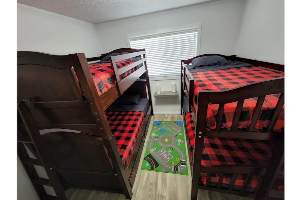 Brand New 3 Bedroom Lake House - Saskatchewan
