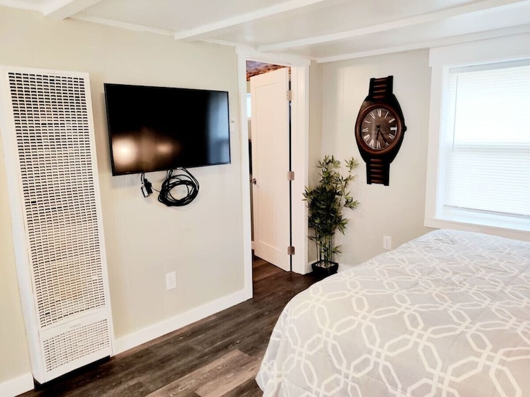 Cabin 03- Remodeled Cozy Rustic-luxury W/ Kitchen - Glenwood Springs, CO