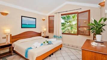 Apartamento standard, vários quartos (Baia Delle Palme Bilo Premium) | 1 quarto, roupa de cama