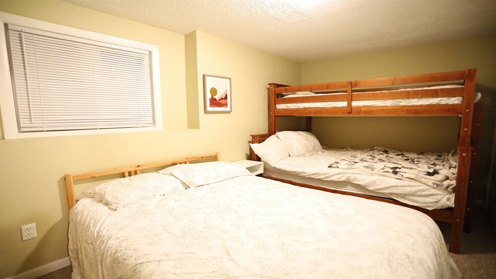 Pet Friendly Private Home, Next Door To Waterville Estates Recreation Center (Gc29e) - Campton, NH