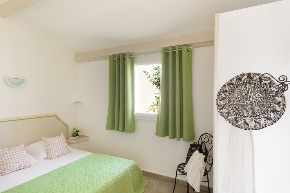 Villa sea view Pinarello, heated pool- SPA - beach 5min walk ...