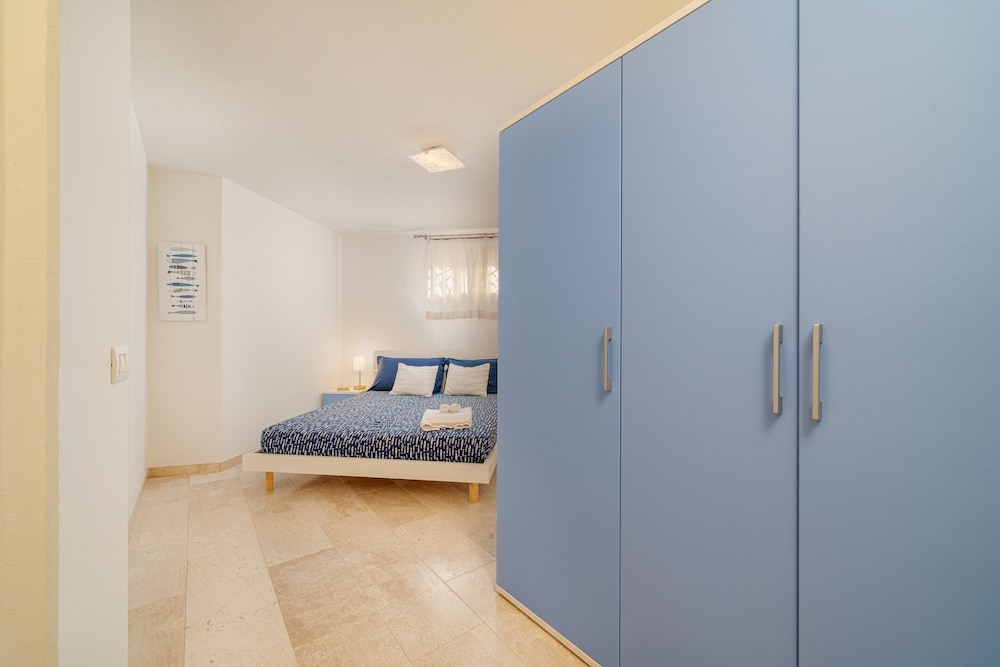 Villa Adele, sea view, pool, 700 meters from the beach - Punta Molara ...