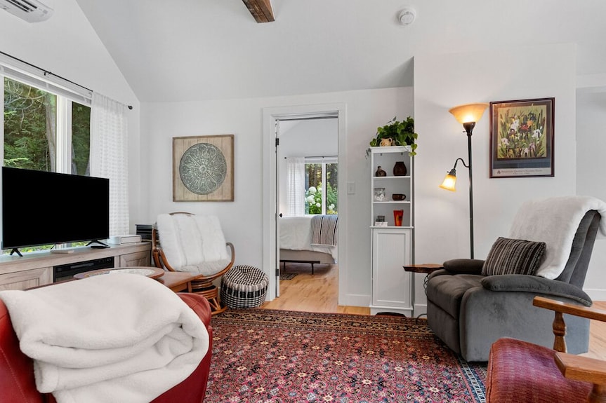 Charming Cottage - Door County, WI