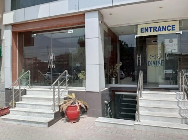 Entrada do alojamento