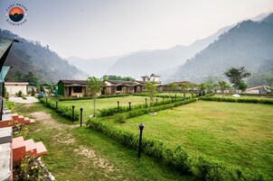 Quarto casal superior | Wi-Fi de cortesia, roupa de cama