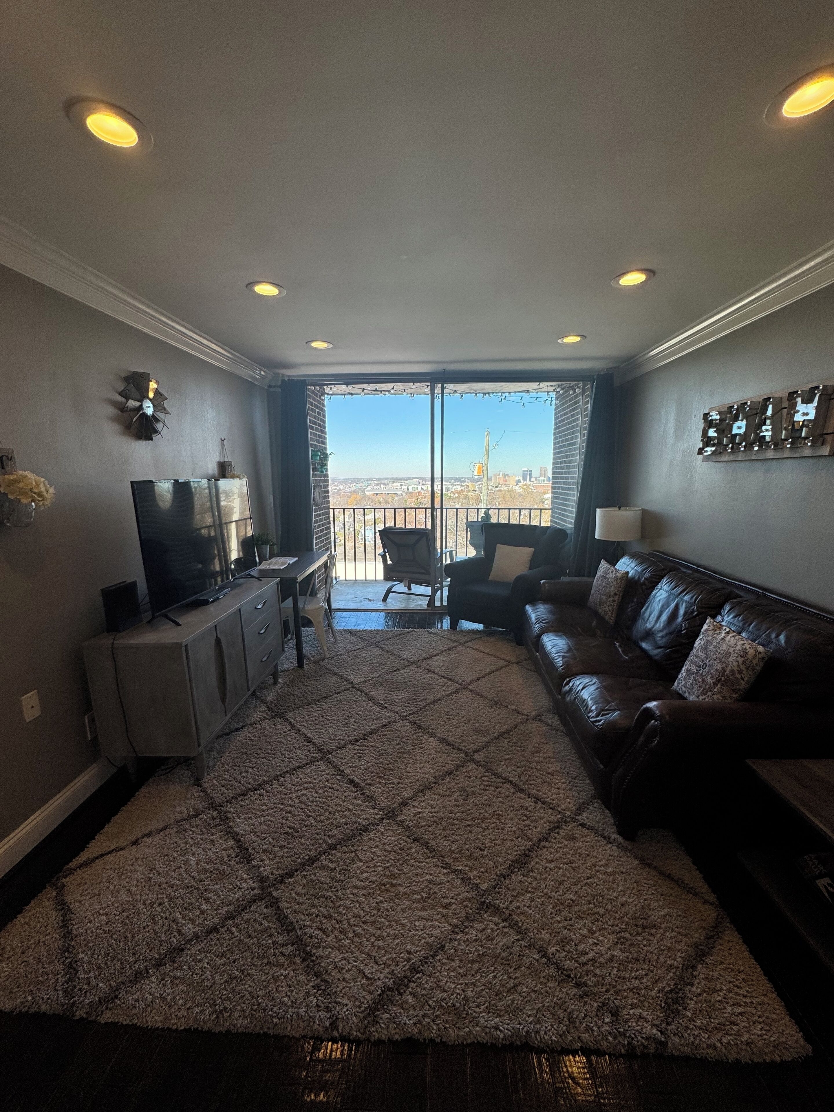 1 Br Cozy City View Apt (A5) - Birmingham