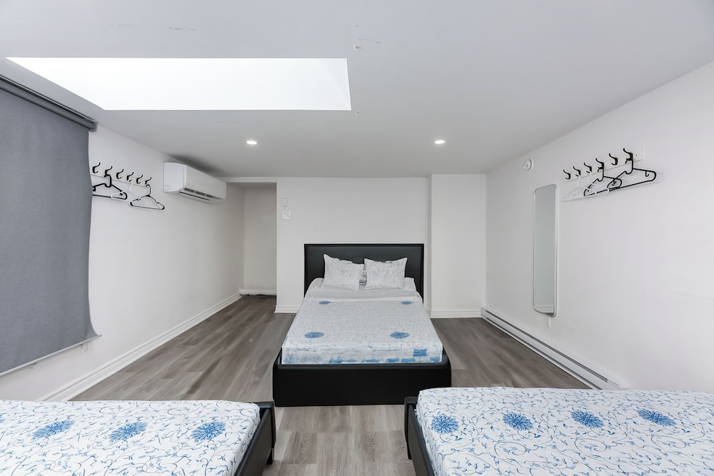 3 Bedroom Loft In Downtown ,Free Indoor Parking - Montréal