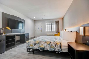 Secretária, secretária adequada para computadores portáteis 