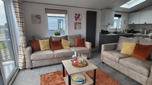 Honeycomb Lodge - Padstow