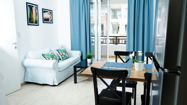 1 Br Condo @ Los Corales - 5 Min From The Beach! - Punta Cana