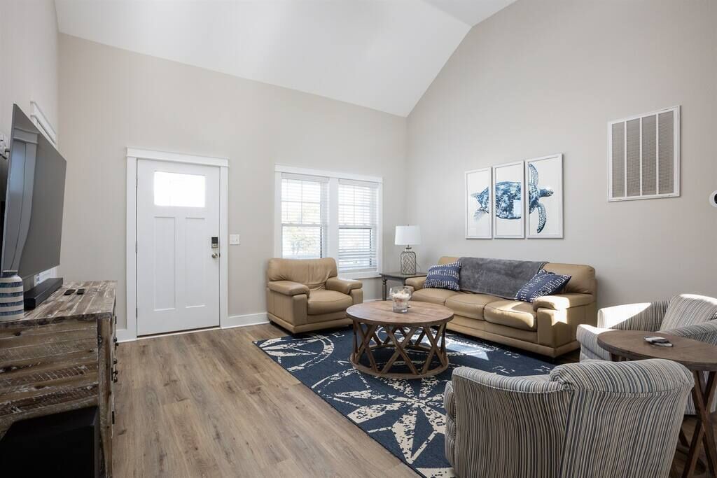 Rum-dca 600 Ft To Beach, With Hot Tub And Backyard - Manteo, NC