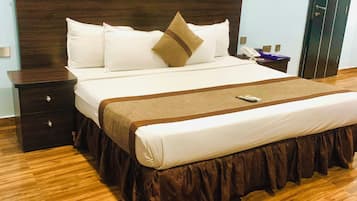 Suite Executiva | Casa de banho | Um polibã, um chuveiro fixo, produtos de higiene exclusivos
