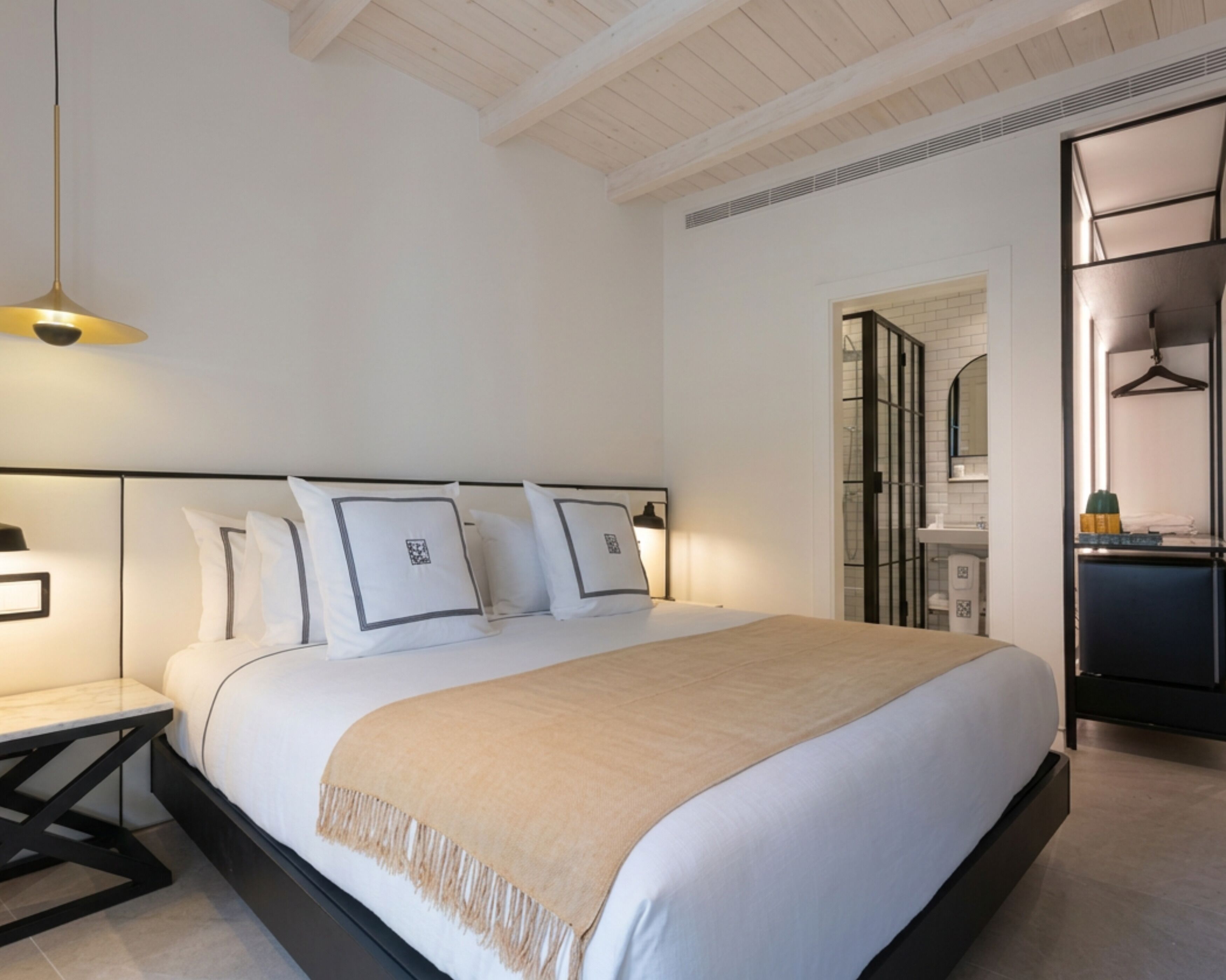 Quarto casal | Roupas de cama de algodão egípcio, roupas de cama premium, frigobar