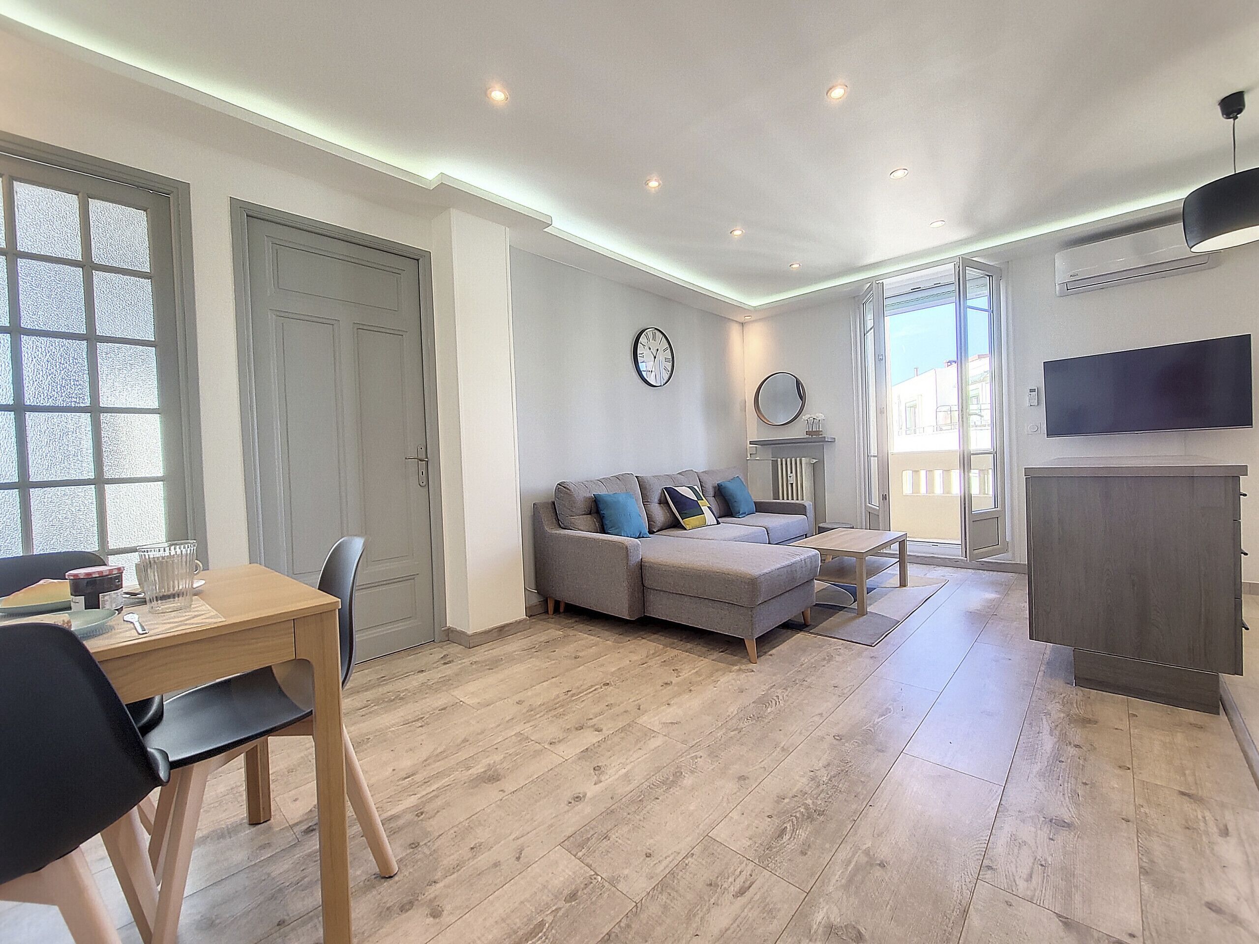 N&j - Palais Hispania - Top Floor - Central - Nice