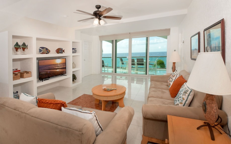 Oceanfront Condo W/ Terrace, Pool At El Cantil 3cs - Cozumel