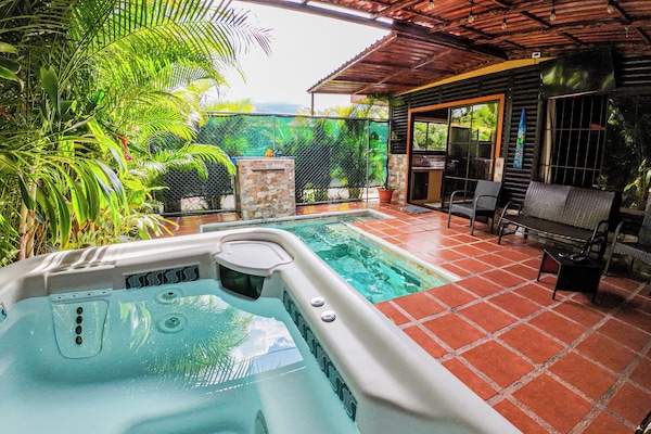 Three Bedroom Bungalow | Área de estar