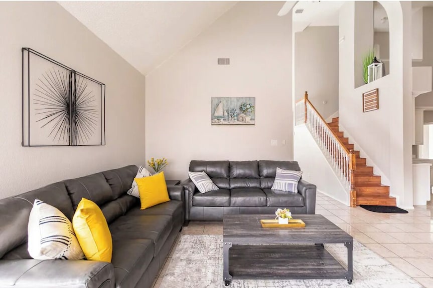 Beautifully Renovated 4 Bedroom Home W/ Fireplace - Allen, TX