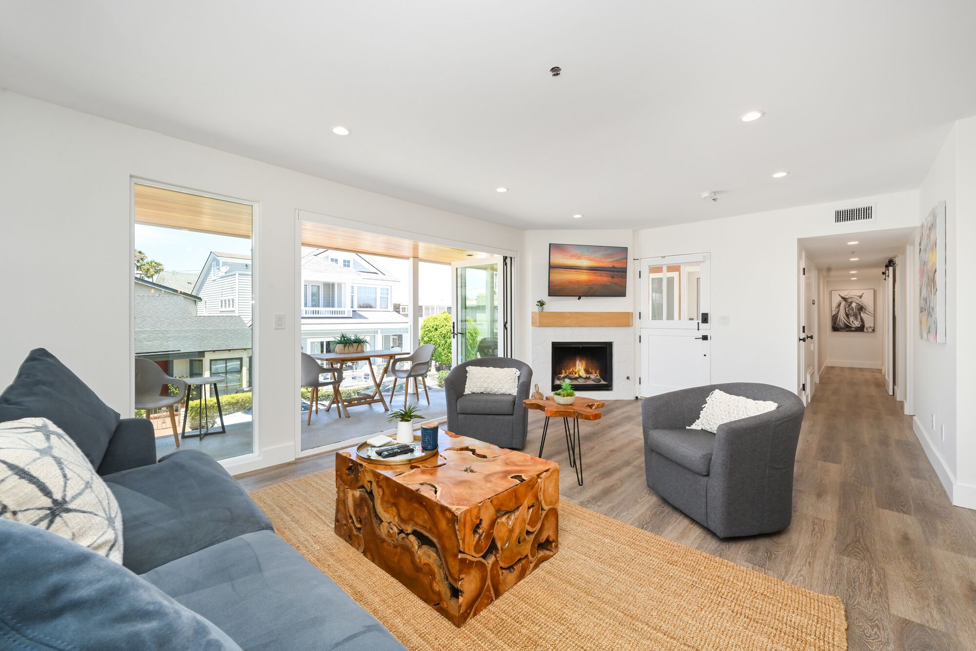 Perfect Renovated And Modern Duplex On Balboa Island - Newport Beach, CA
