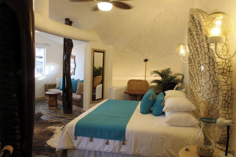 Unique Oasis Villa￼ Private Hottub In The Heart Of Cabo San Lucas. January 2 - 9 - 