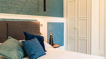 Quarto casal ou duplo luxo | Lençóis italianos Frette, roupas de cama premium, edredons de pluma