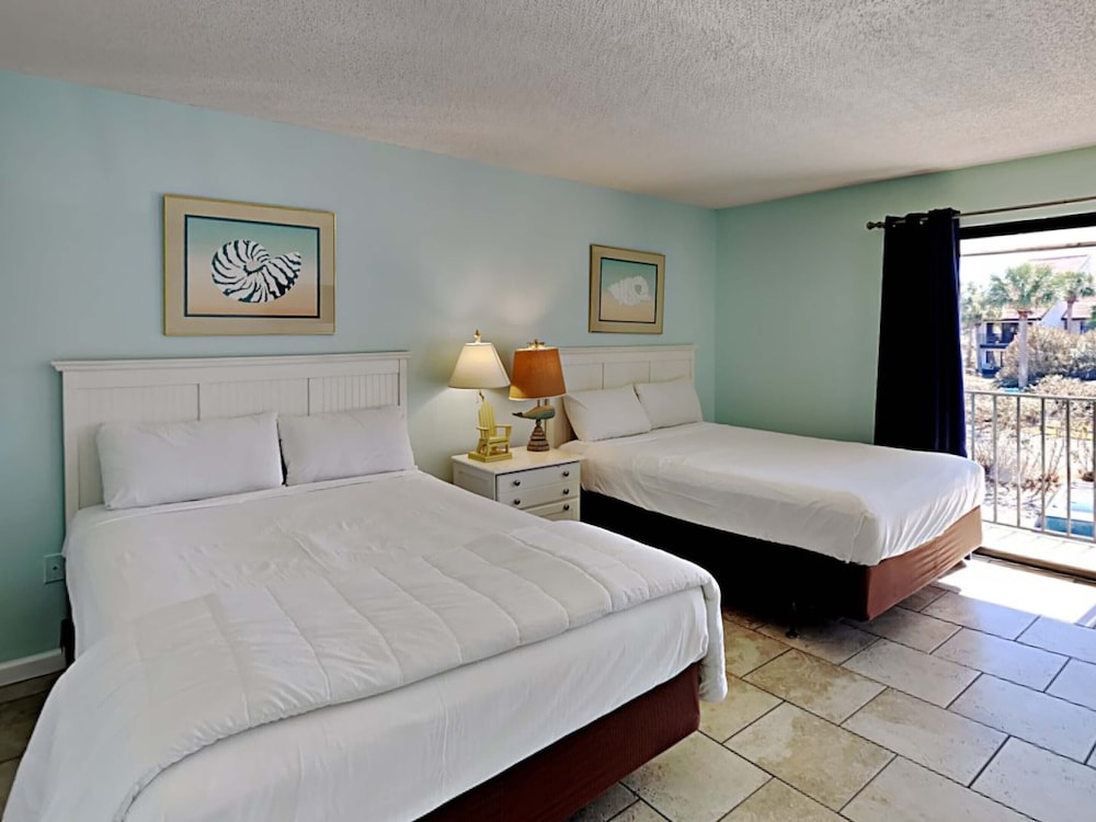 Edgewater Villa #1808 | Great Amenities! - Panama City Beach | Vrbo