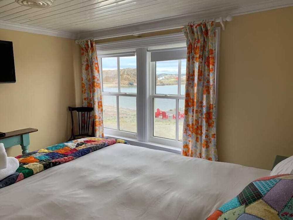 Saffron House Summary - Newfoundland and Labrador