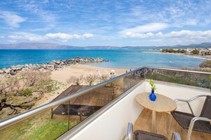 Quarto casal ou duplo, vista para o mar | Cofres nos quartos, cortinas blackout, quartos à prova de som