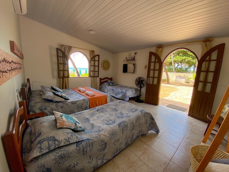 Pé Na Areia Na Praia Da Garça Em Maceió-al - Alagoas (estado)