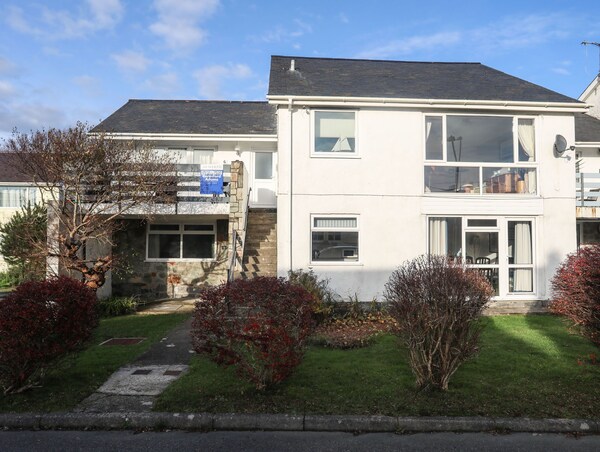 5 Ger Y Nant - Llanbedrog