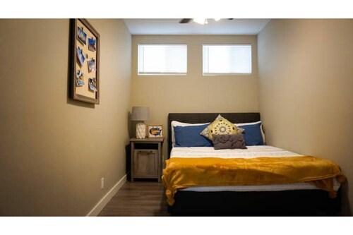 Guest House W/ Parking - 1 Mile To Riverwalk, Downtown San Antonio - San Antonio, TX