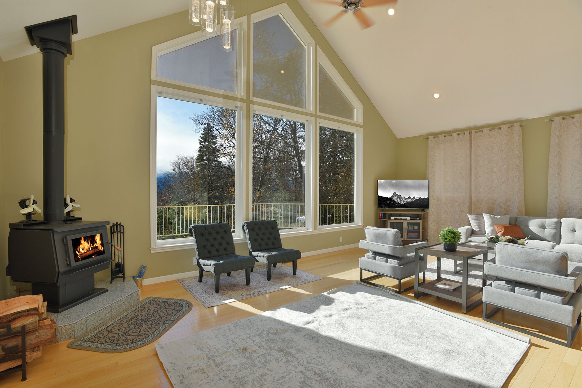 Winterfell Estates, Luxury Home In Mt. Shasta. - McCloud, CA