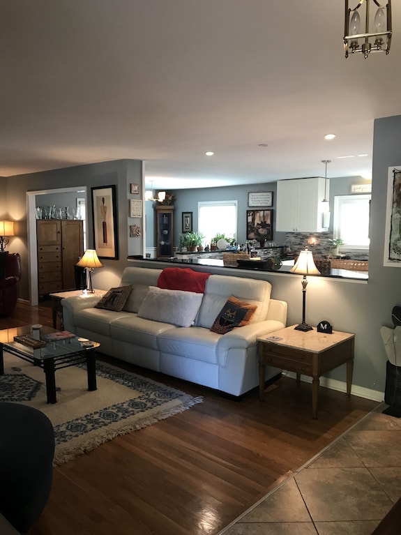 Ranch Home With Basement, Close To Downtown And Keeneland Racetrack. - Lexington, KY