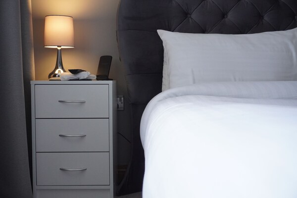 Vip@themeadows - Armagh