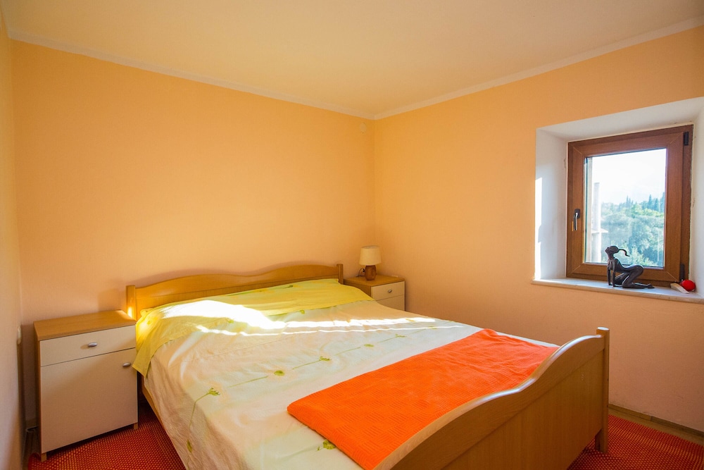 Beachfront Family Paradise With Pools & Kayak/boat & Playground, Top Privacy! - Mljet