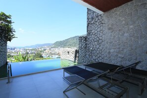 Piscina externa