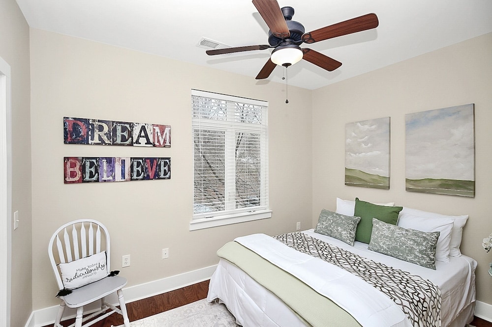 Penthouse In Davidson Nc - Davidson, NC
