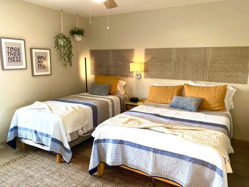 Coastal Shores....new With A Beautiful Beach View! - South Padre Island, TX