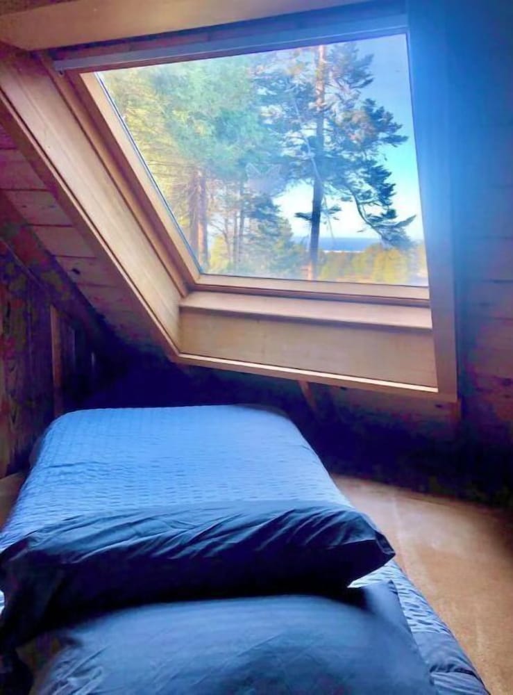 Hidden Gem! Great Views, Fireplace, Stars & Nature - Fort Bragg, CA