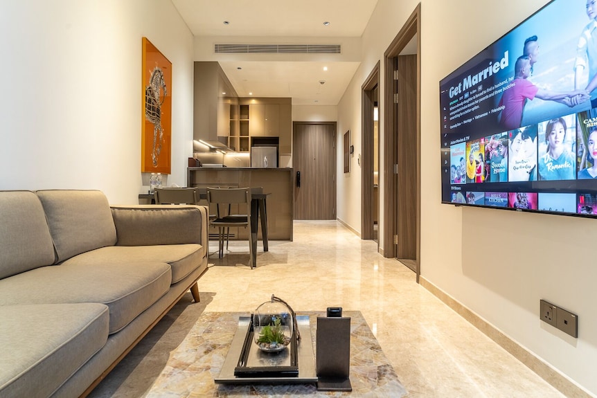 The Rixx Lavish Apartment In Central D1 With Infinity Pool, Sauna, Jacuzzi, Gym. - 호찌민시