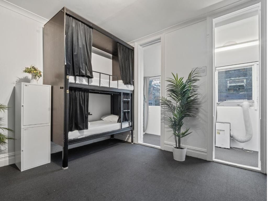 Quarto duplo, banheiro compartilhado | Roupas de cama premium, Wi-Fi de cortesia, roupa de cama