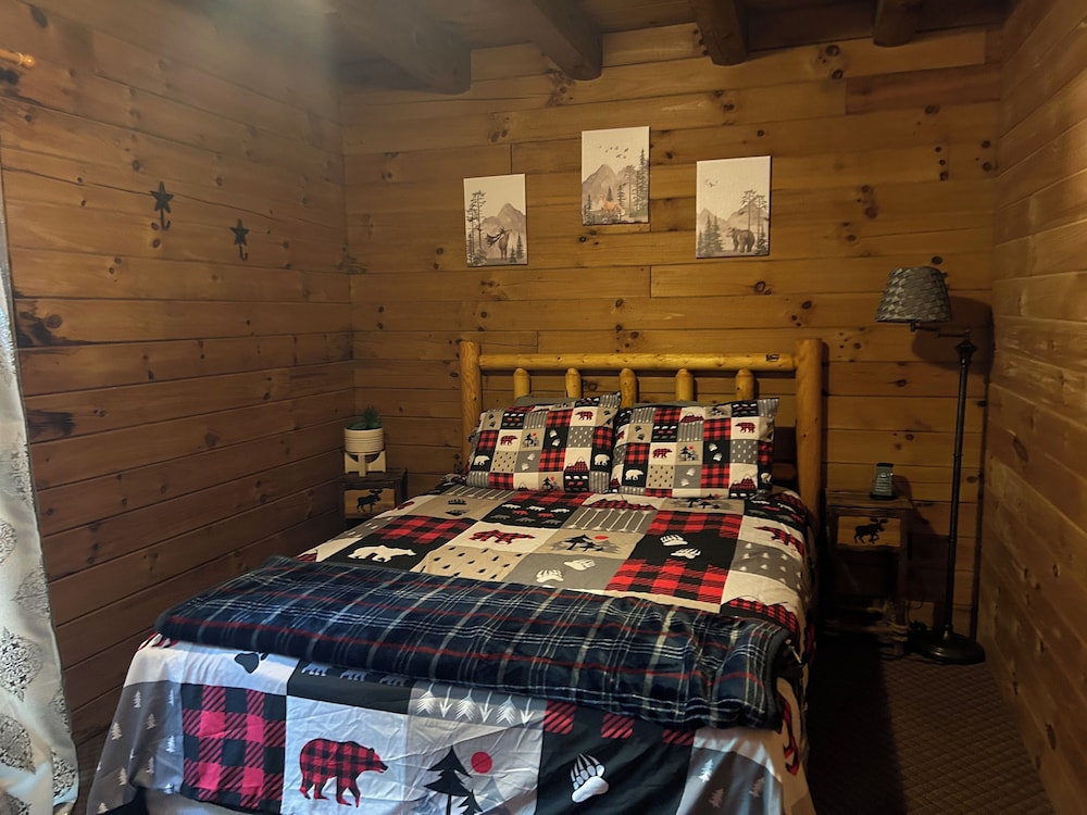 Wild Turkey Cabin in Hocking Hills - South Bloomingville | Vrbo