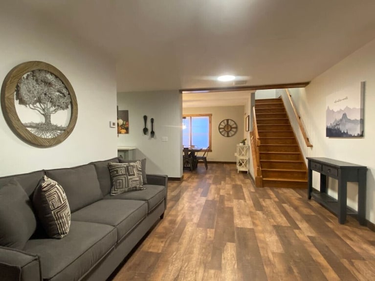 #9 - *Stunning*renovated* *4br House* - Waterbury, CT