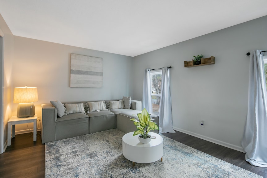 Modern Home Near Medical Center And Fort Bragg - Fayetteville, NC