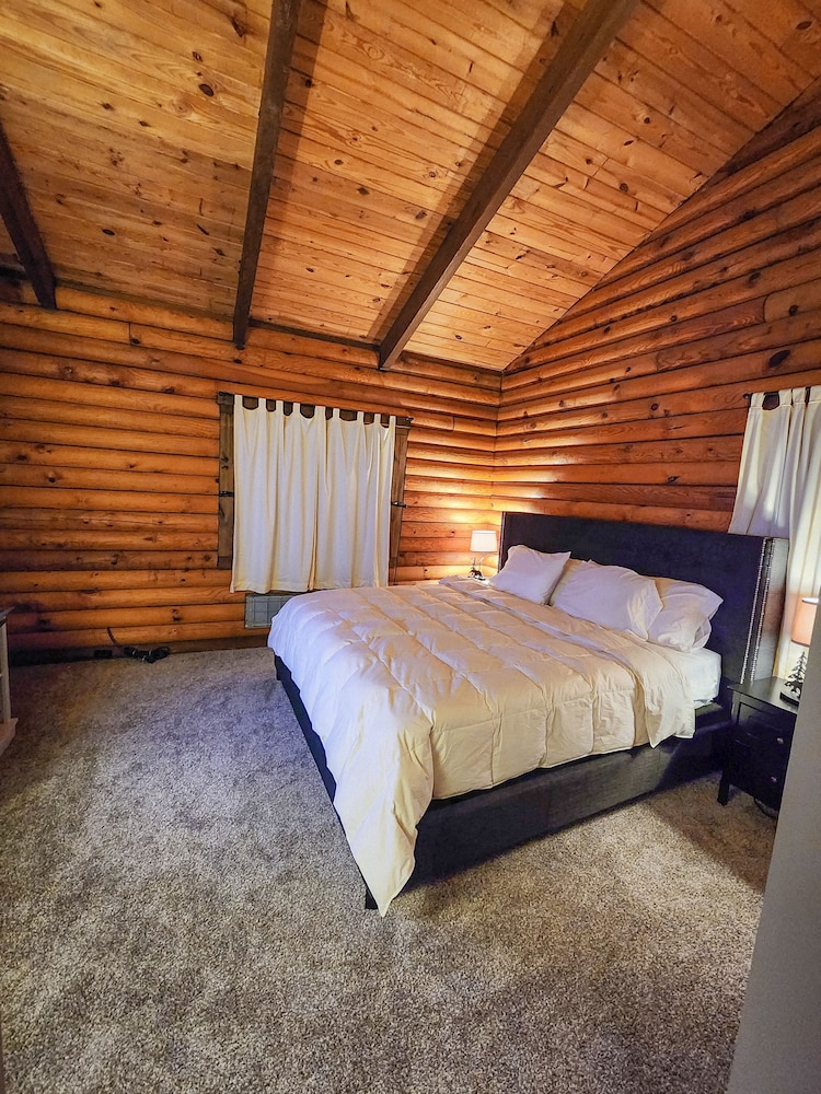 "The Northern Star" Townhouse @ Snowshoe on Raven Golf Course ...